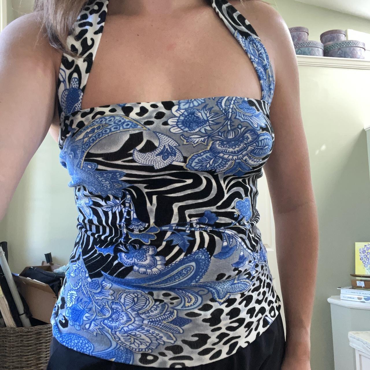 Cache Halter Top 💙 stretchy material, comfy Can... - Depop