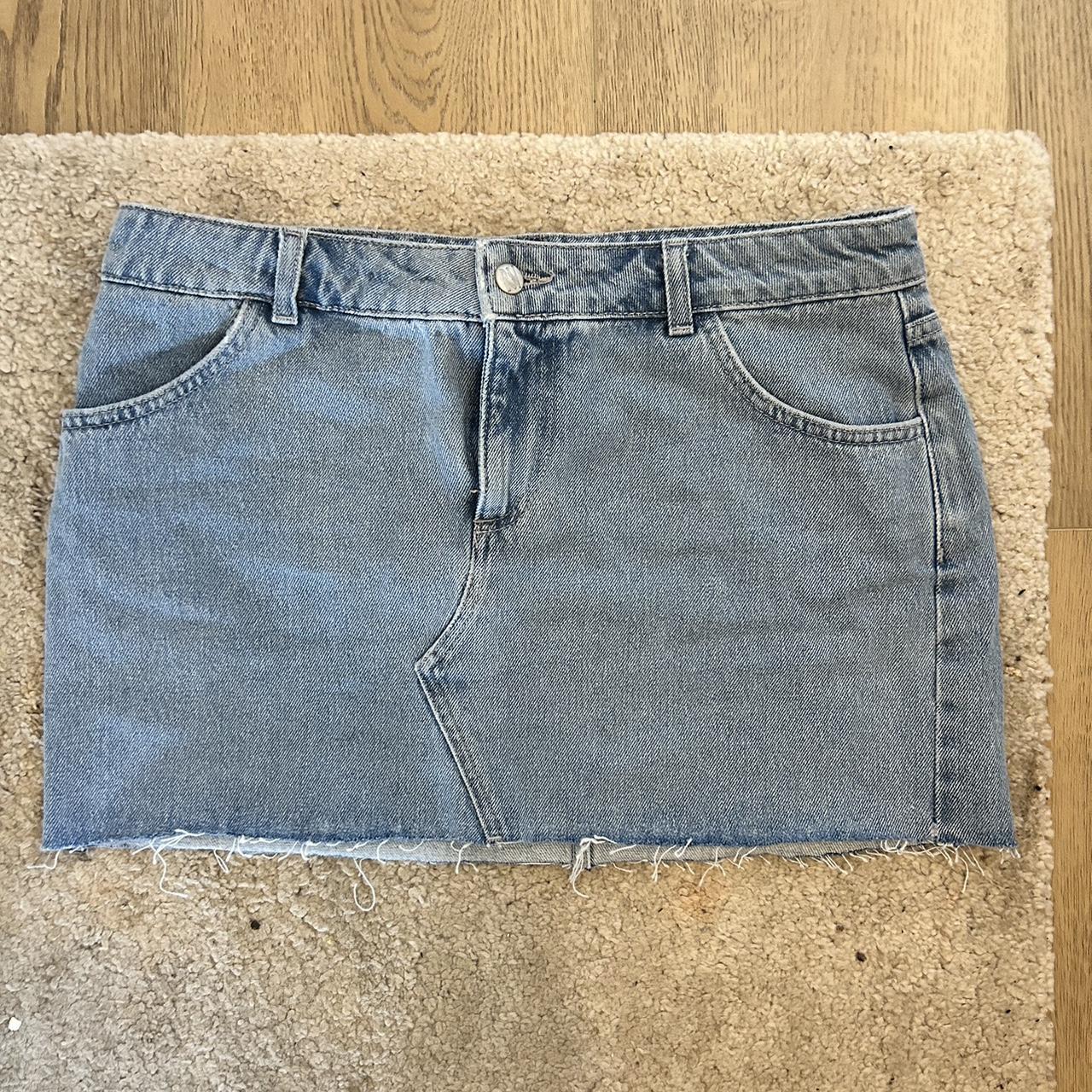 ASOS Denim low rise denim skirt. Uk 10. Would fit 12... - Depop