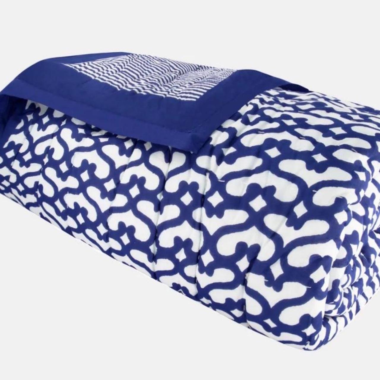 Roller Rabbit Quilt - perfect for you’re bed - ... | Depop