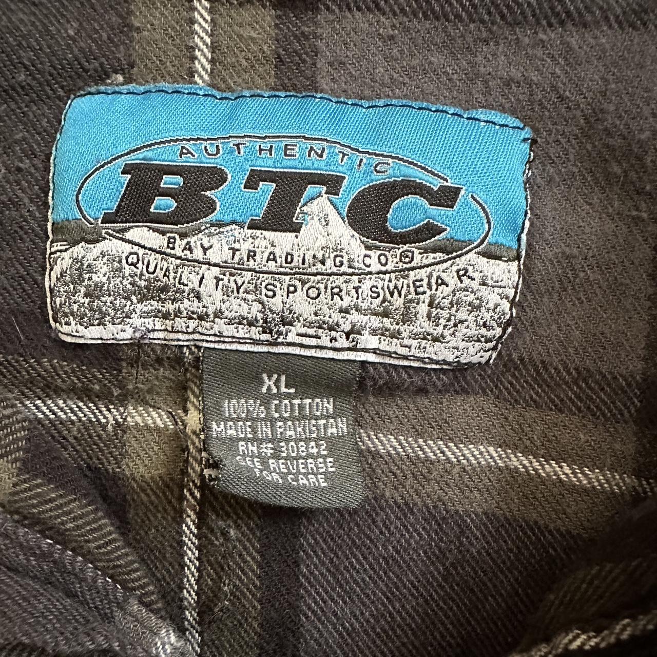 Blue and black flannel #flannel - Depop