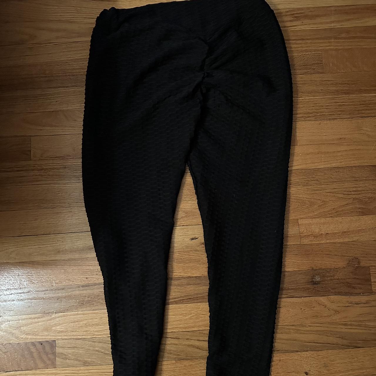 Scrunched leggings from shein. Perfect for Workouts!... - Depop
