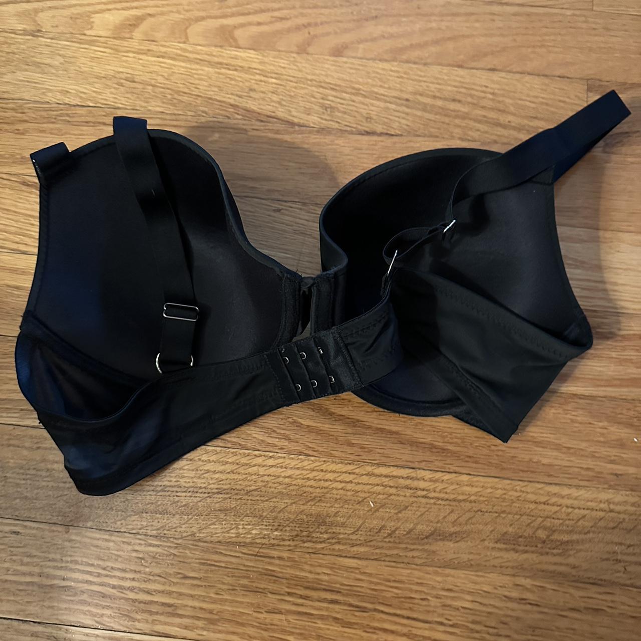 Black bra with sparkly straps. Never worn. #shein #bra - Depop