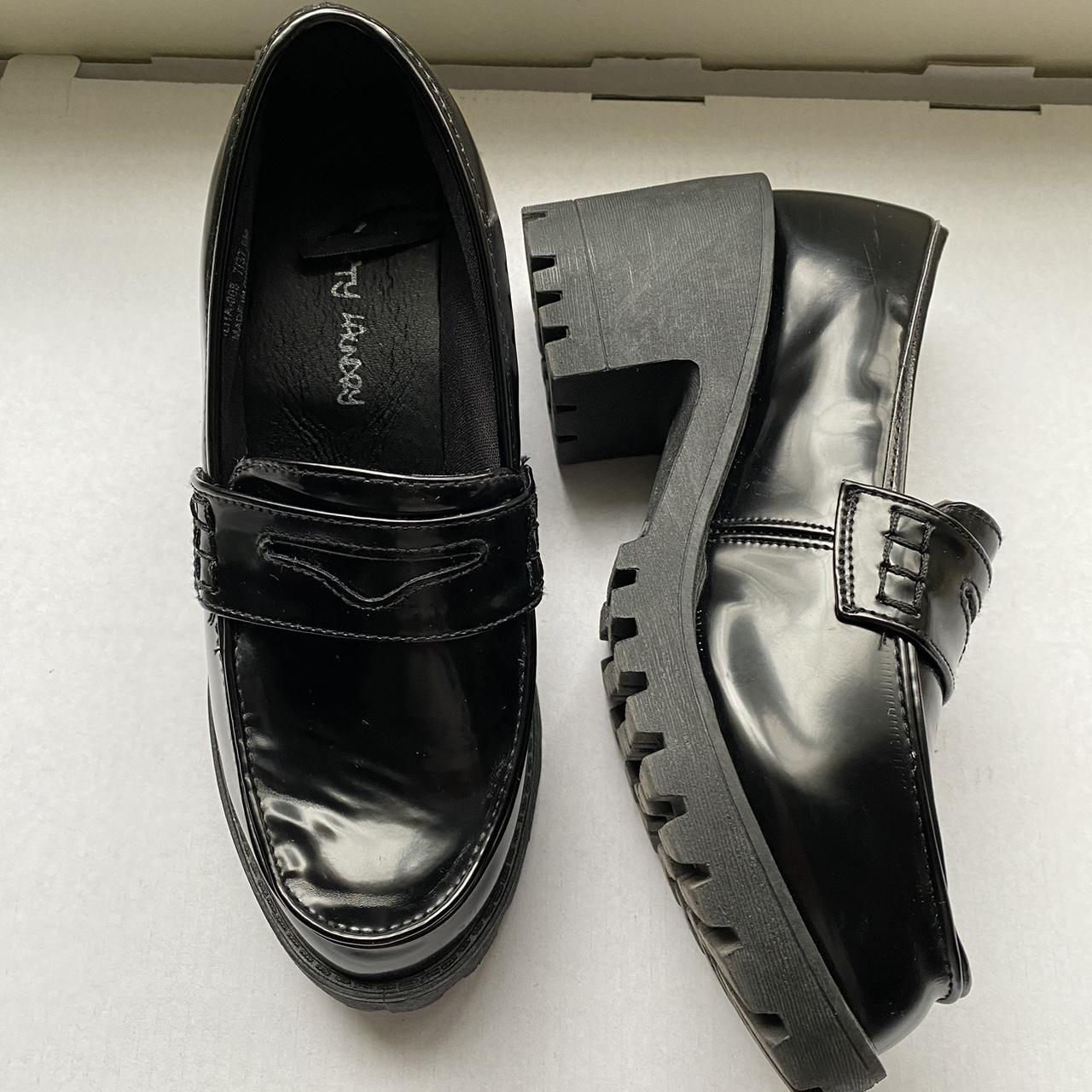 Dirty Laundry Women's Black Loafers | Depop