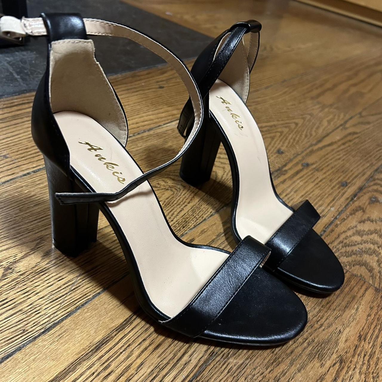 3 Inch heels Soo cute and perfect with any... - Depop