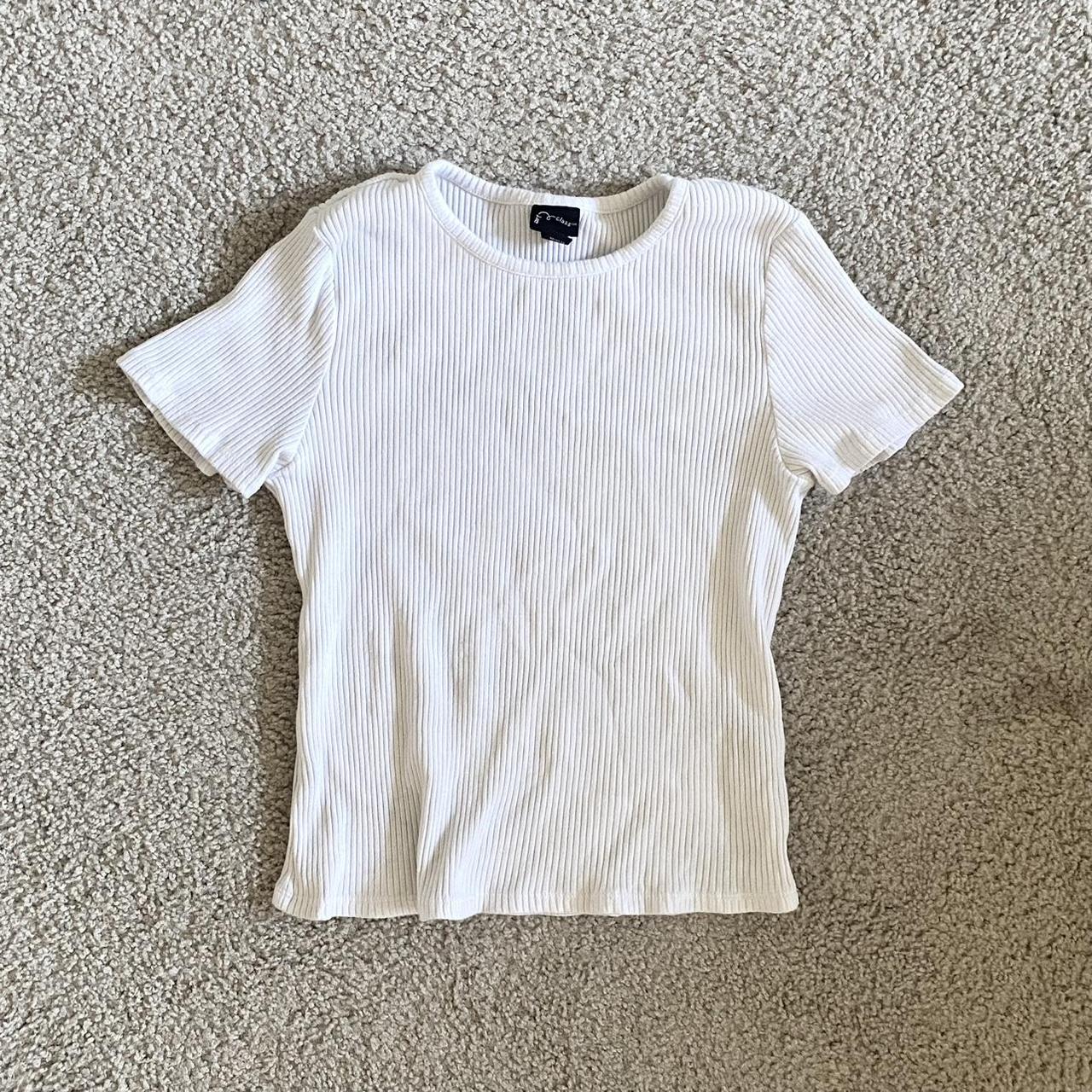 basic ribbed white tee Closet staple - Depop