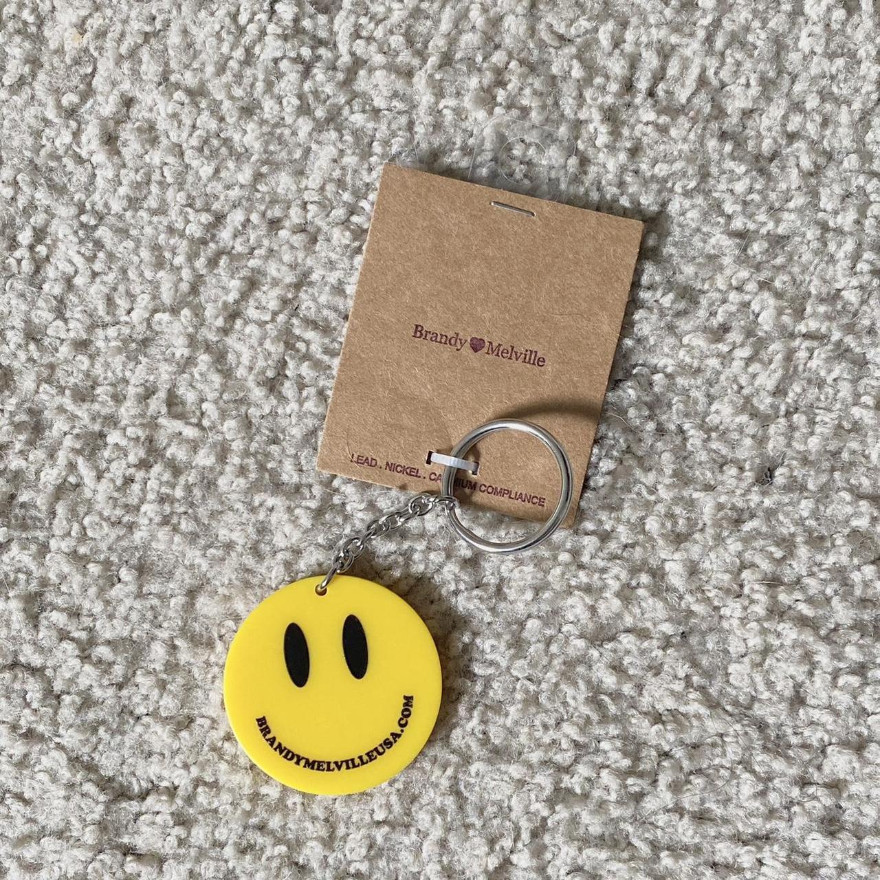 Brandy Melville smiley keychain New and unopened - Depop