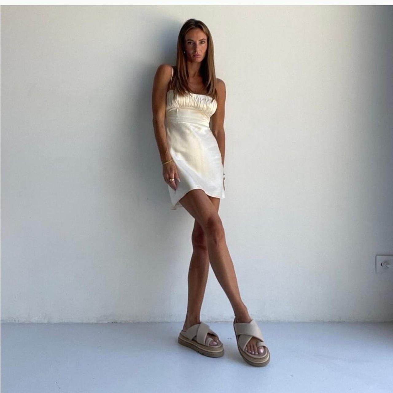 Alias Mae Venga Slide Beautiful chunky slides in... - Depop