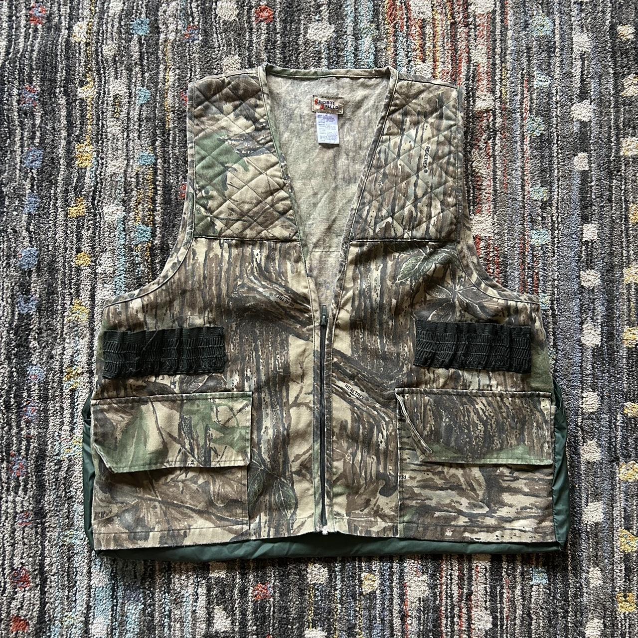 Vintage Realtree Camo Zip Up Vest. Everything is in... - Depop