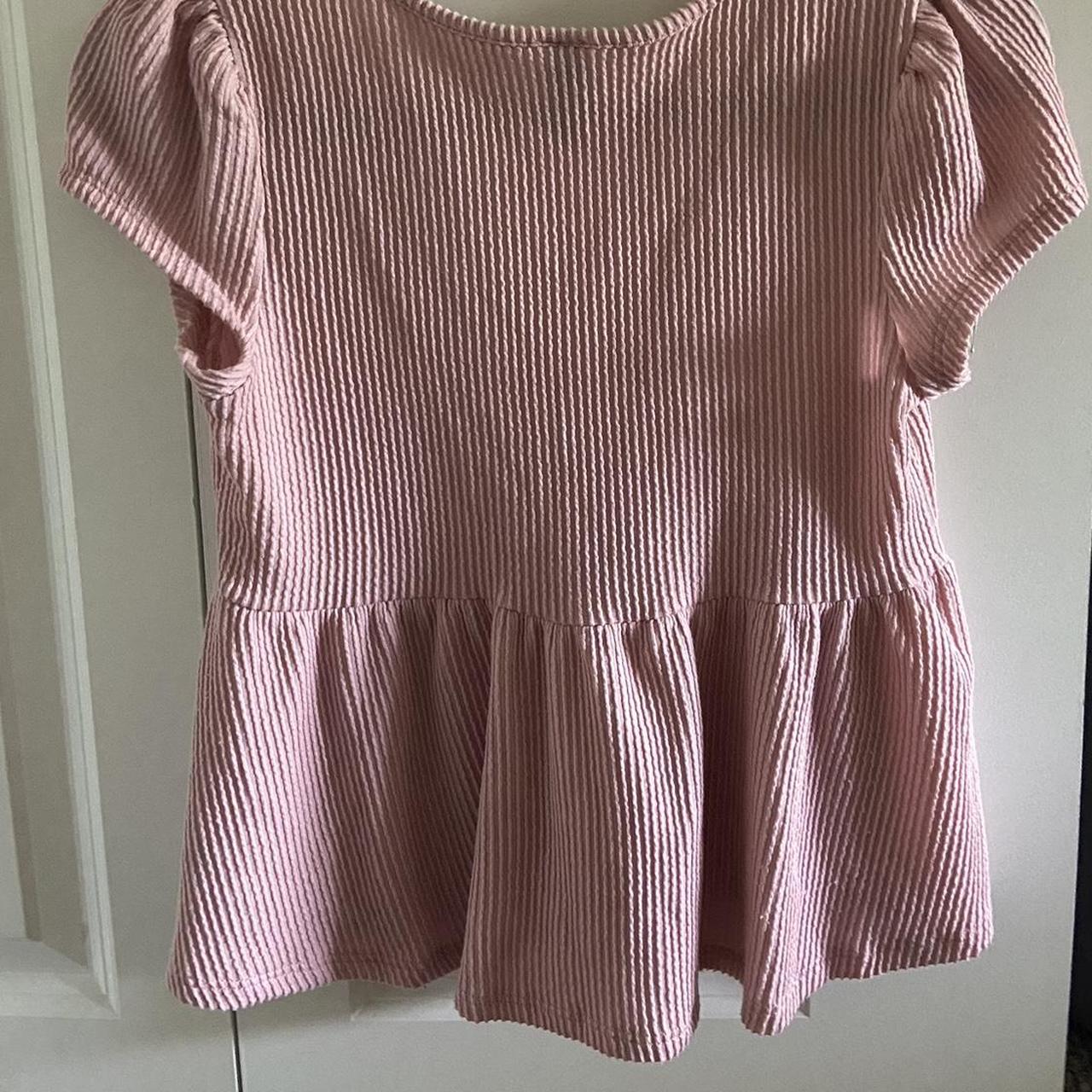alya pink flowy top so cute just not my style - Depop