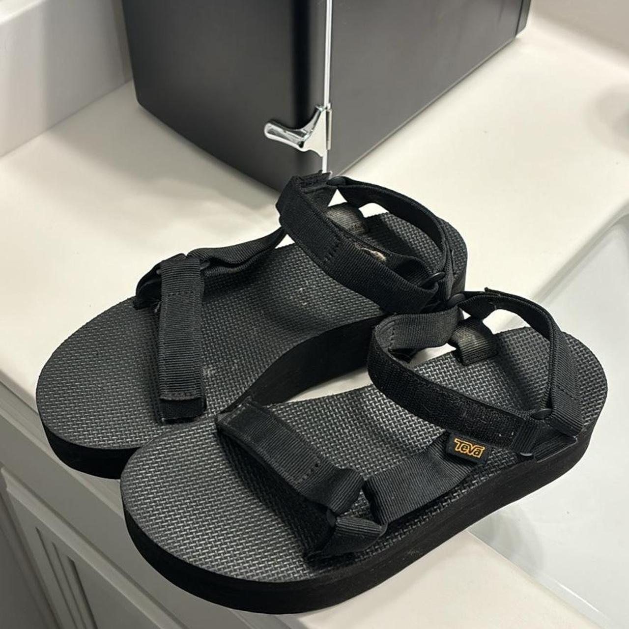 Super Cute Platform Tevas Size 758 Depop