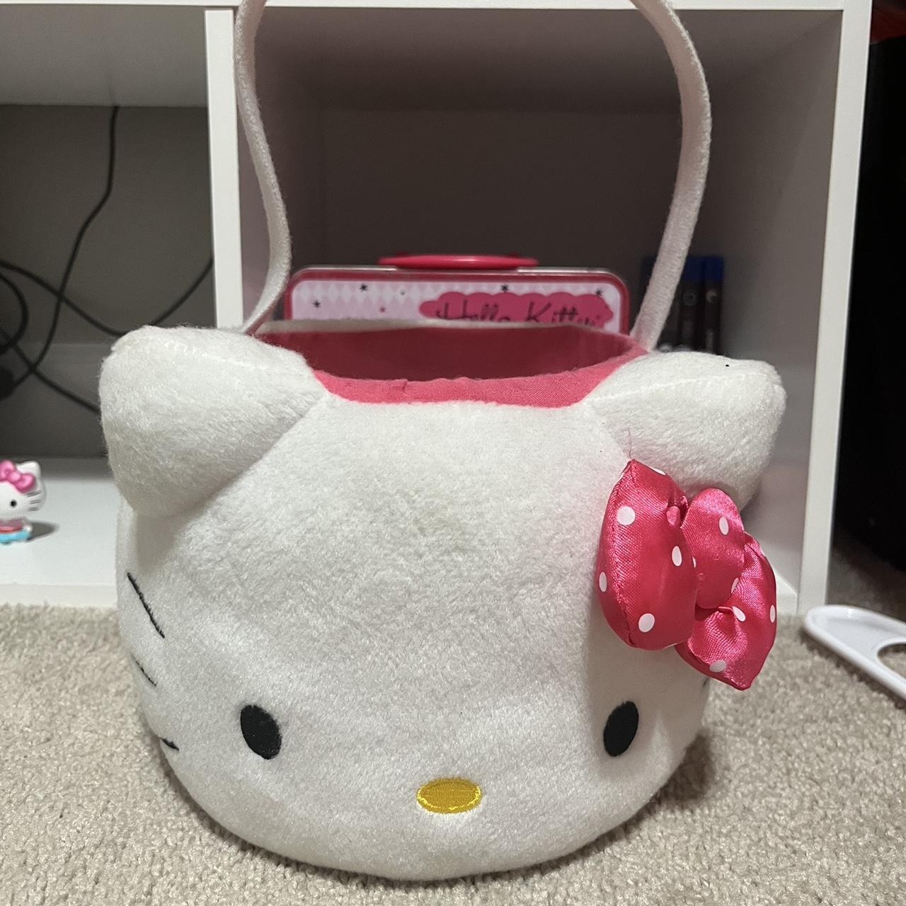 hello kitty halloween bucket!! perfect for trick or... - Depop