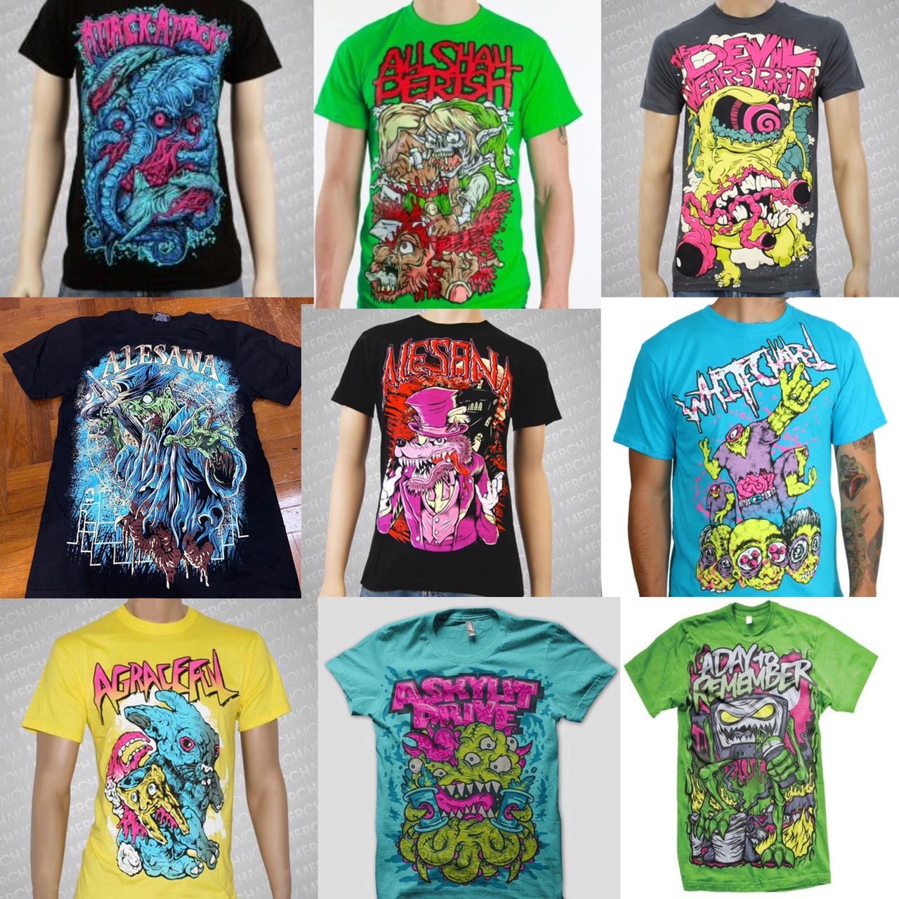 Hot Topic Women's multi T-shirt | Depop