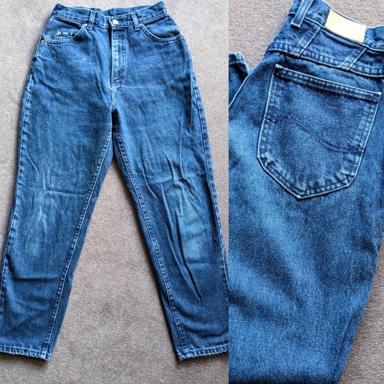 Women's vintage Lee jeans. Size 8. See pic for waist... - Depop