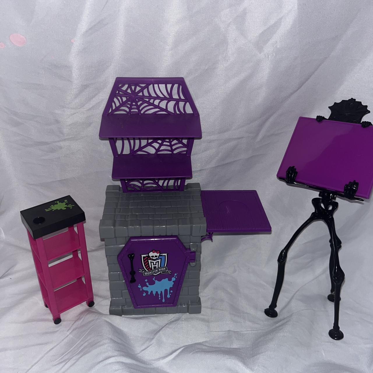 Monster High art class studio three pieces - Depop