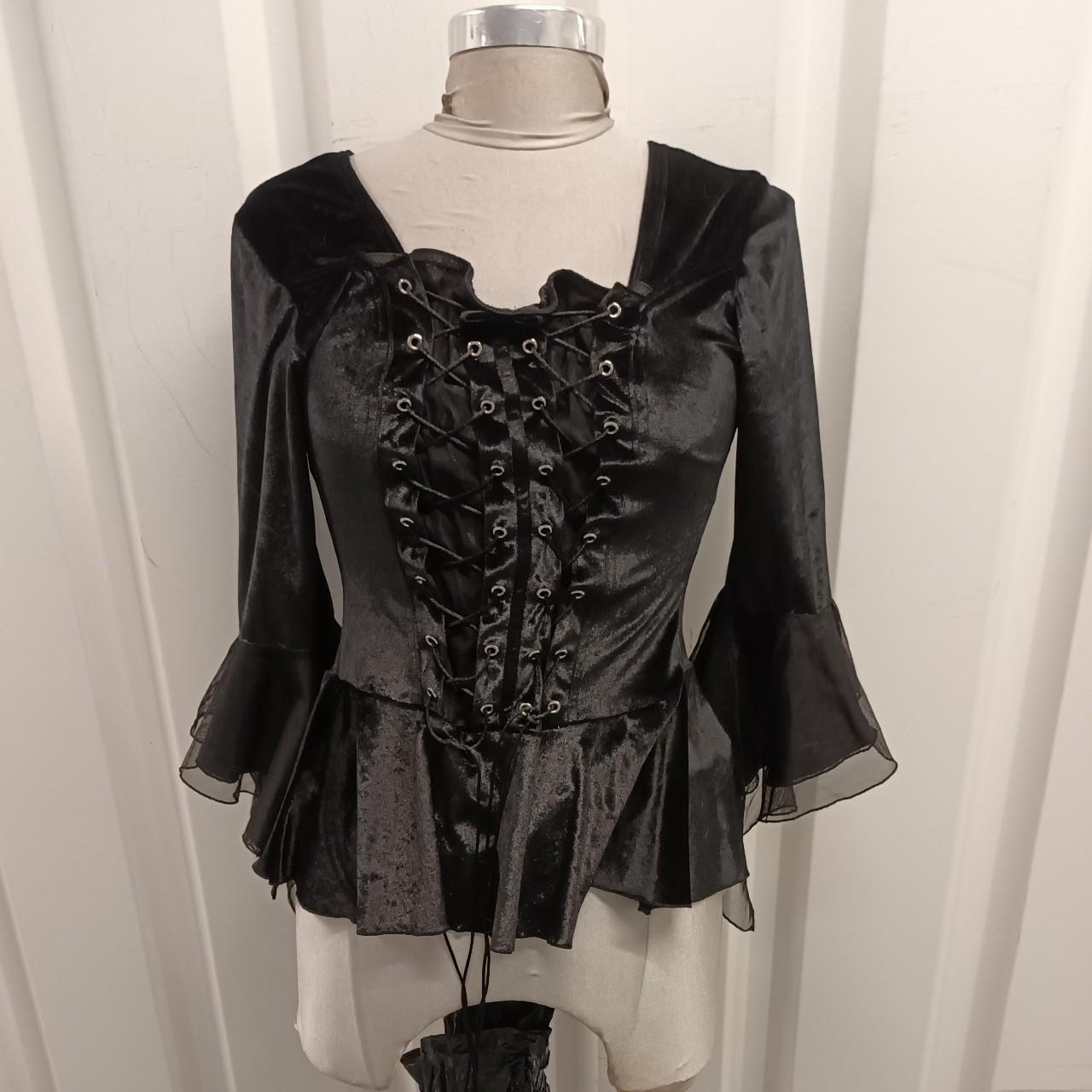 Super Rare 90s Trad Goth/Vampire Top by... - Depop