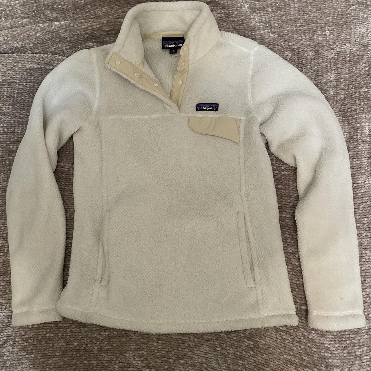 patagonia white fleece jacket - Depop