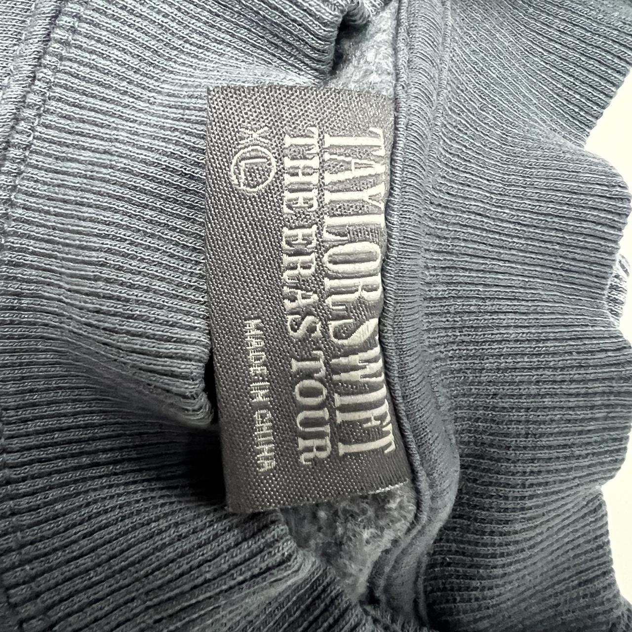 want to sell taylor swift merch ! size : XL lmk if... - Depop