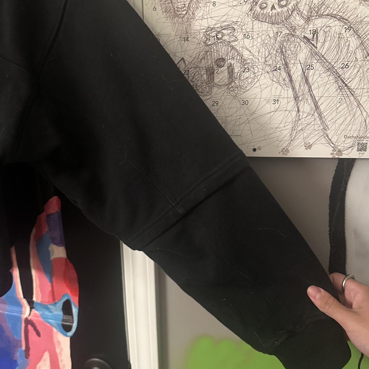 Liquid Lagoon black cropped hoodie Size Large Just... - Depop