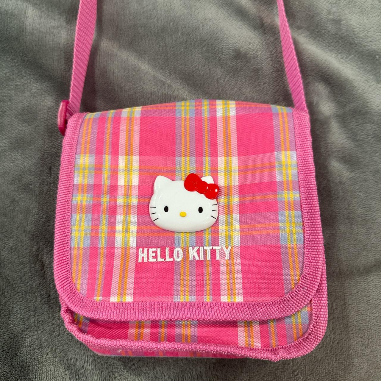 Cute Little Hello Kitty Purse🩷 - Depop