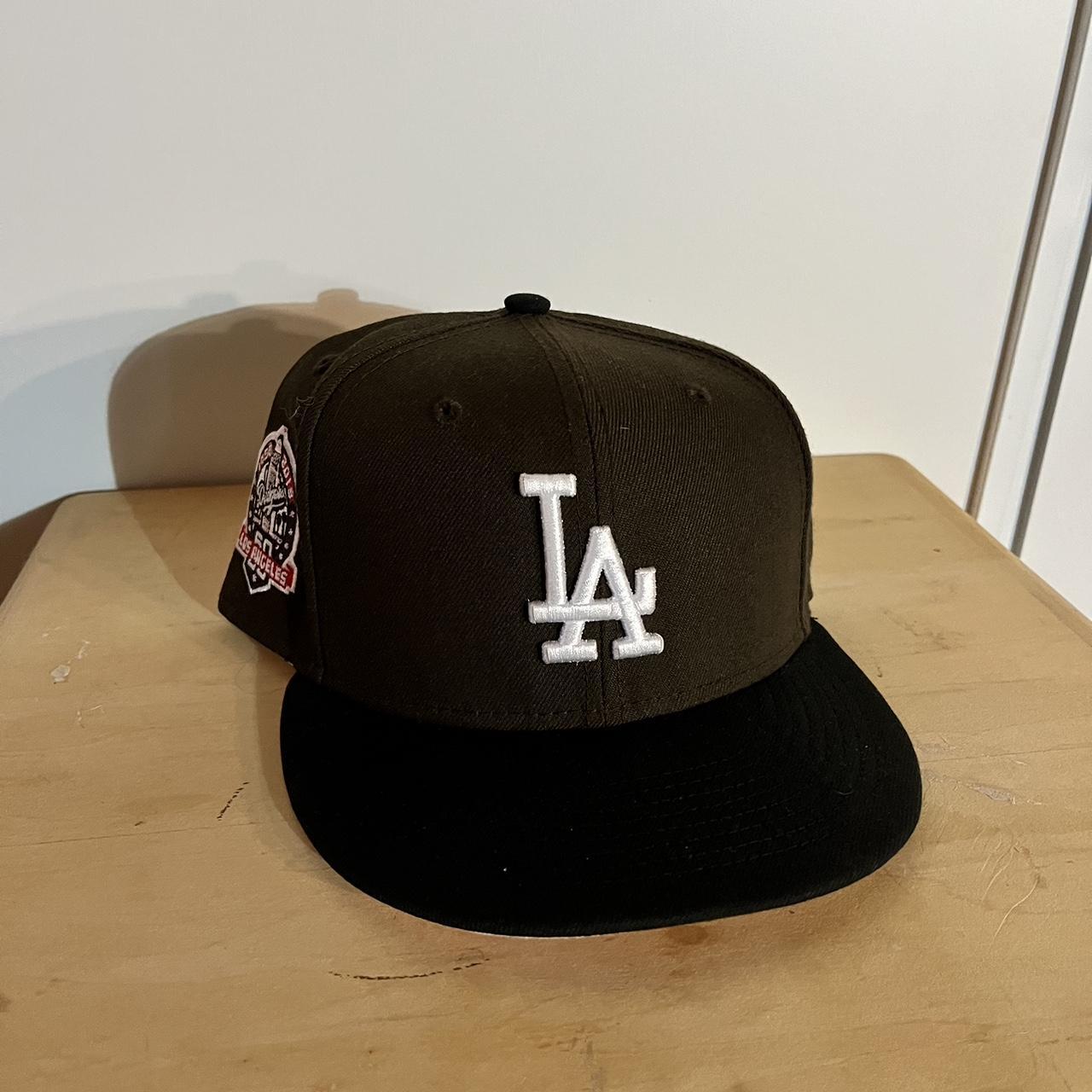 LA Fitted Hat 7 3/8 - Depop