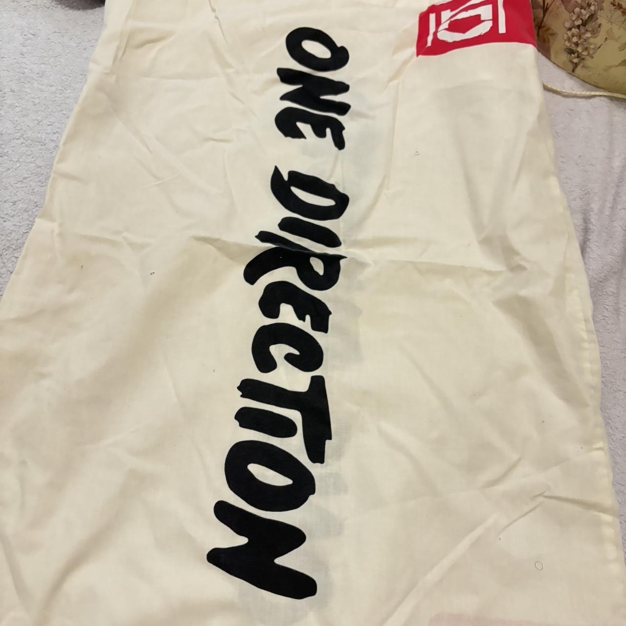 One Direction Pillow case black & white... - Depop