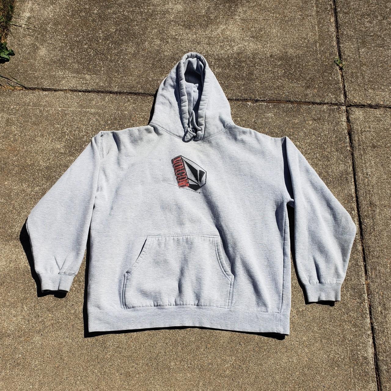 Y2K Volcom Crewneck XL - Depop