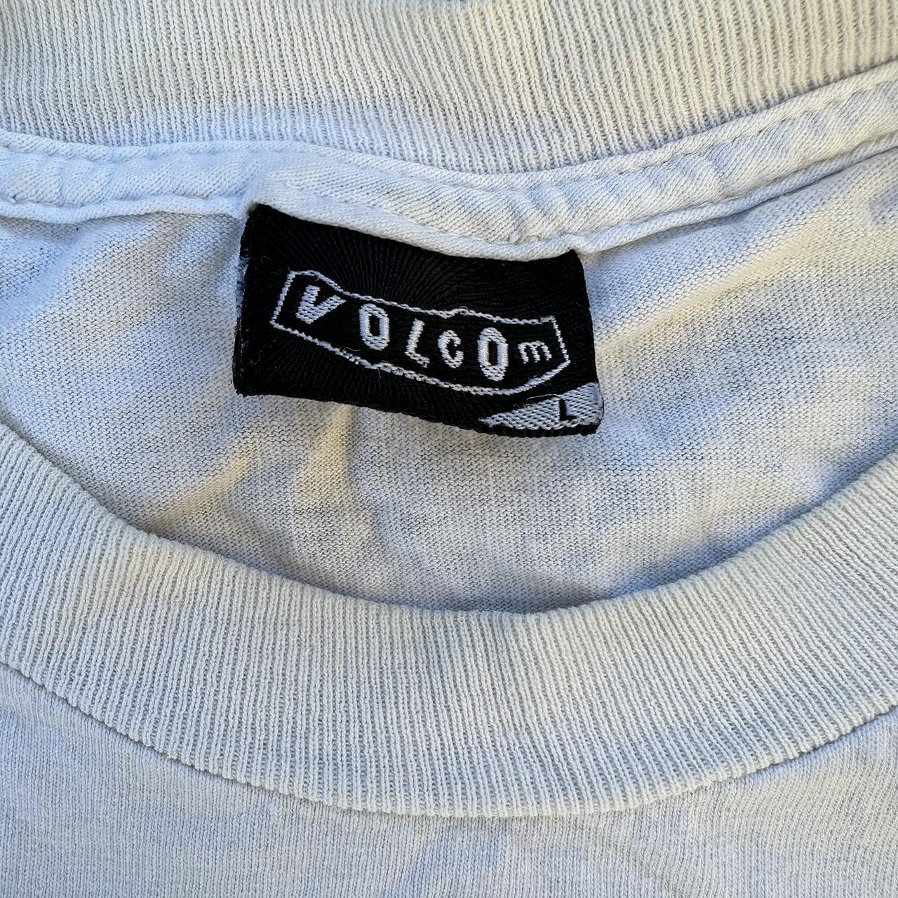 Y2K Volcom T-shirt - Depop