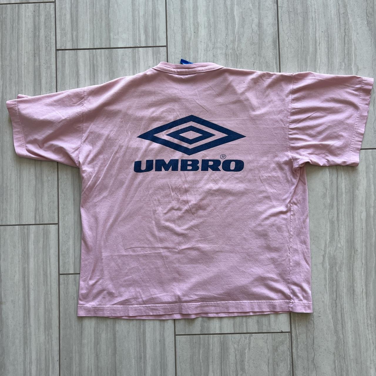 Umbro Men's Pink T-shirt | Depop