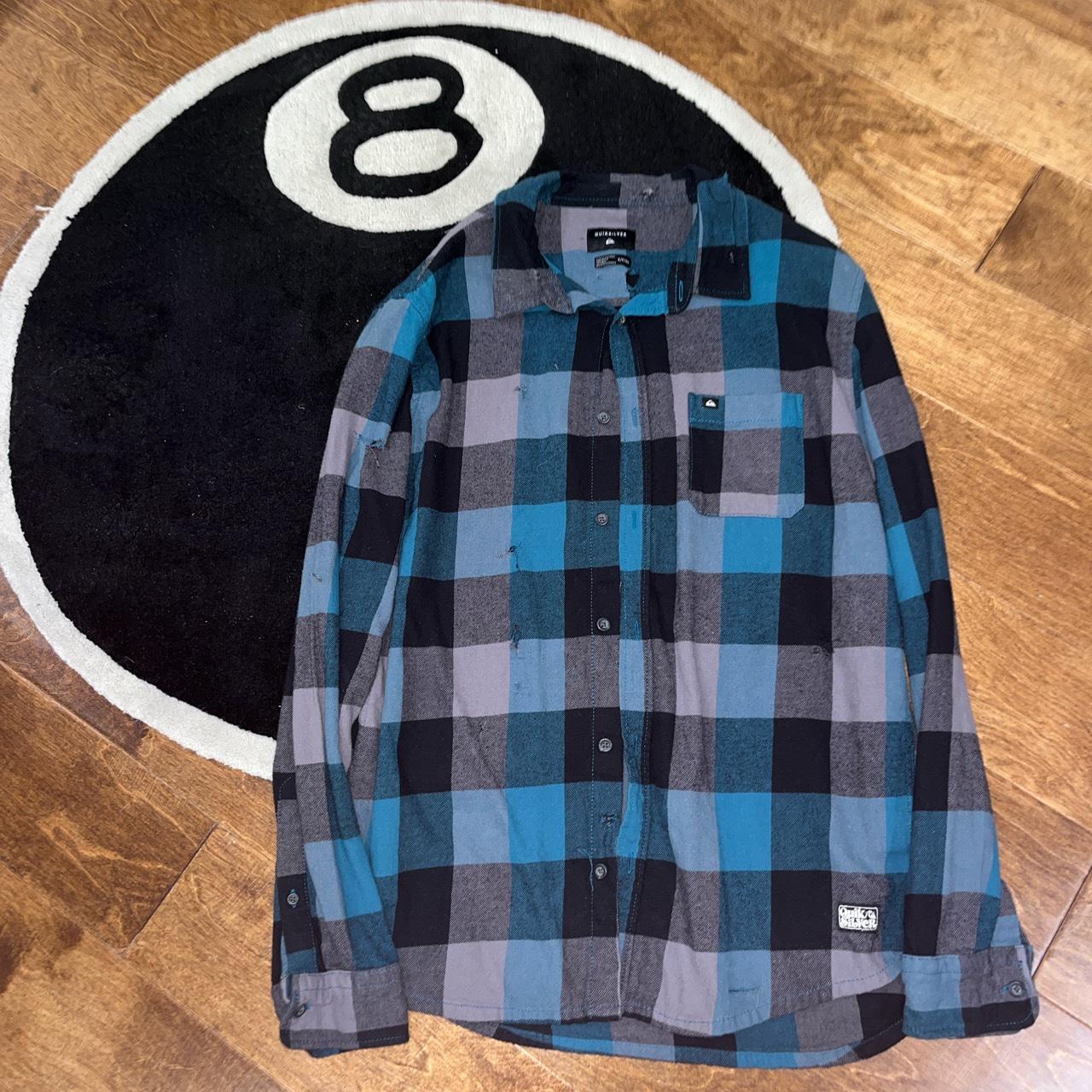 Vintage Y2K QuickSilver button up flannel Size: fits... - Depop