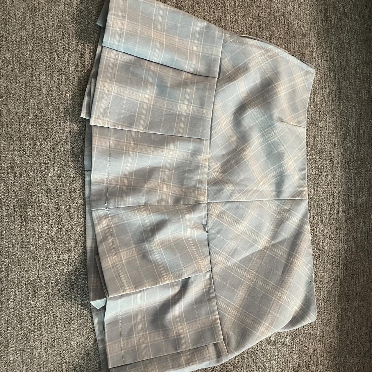 Grey/light blue mini plaid skirt - Depop