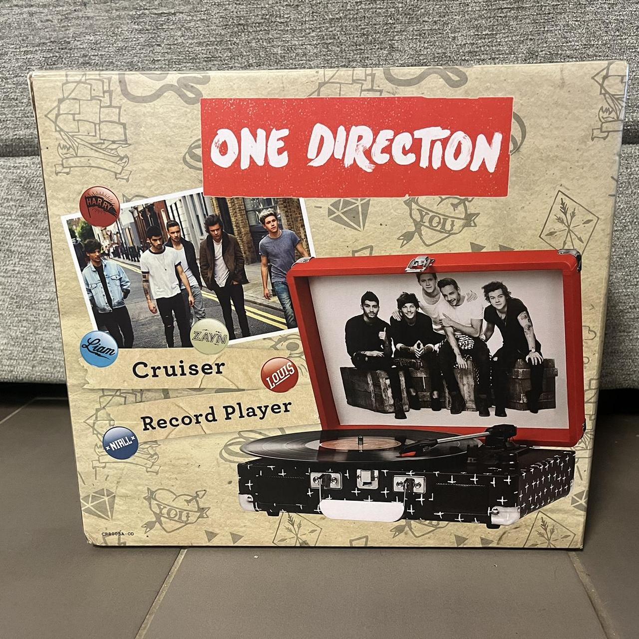 never used! one direction record... - Depop