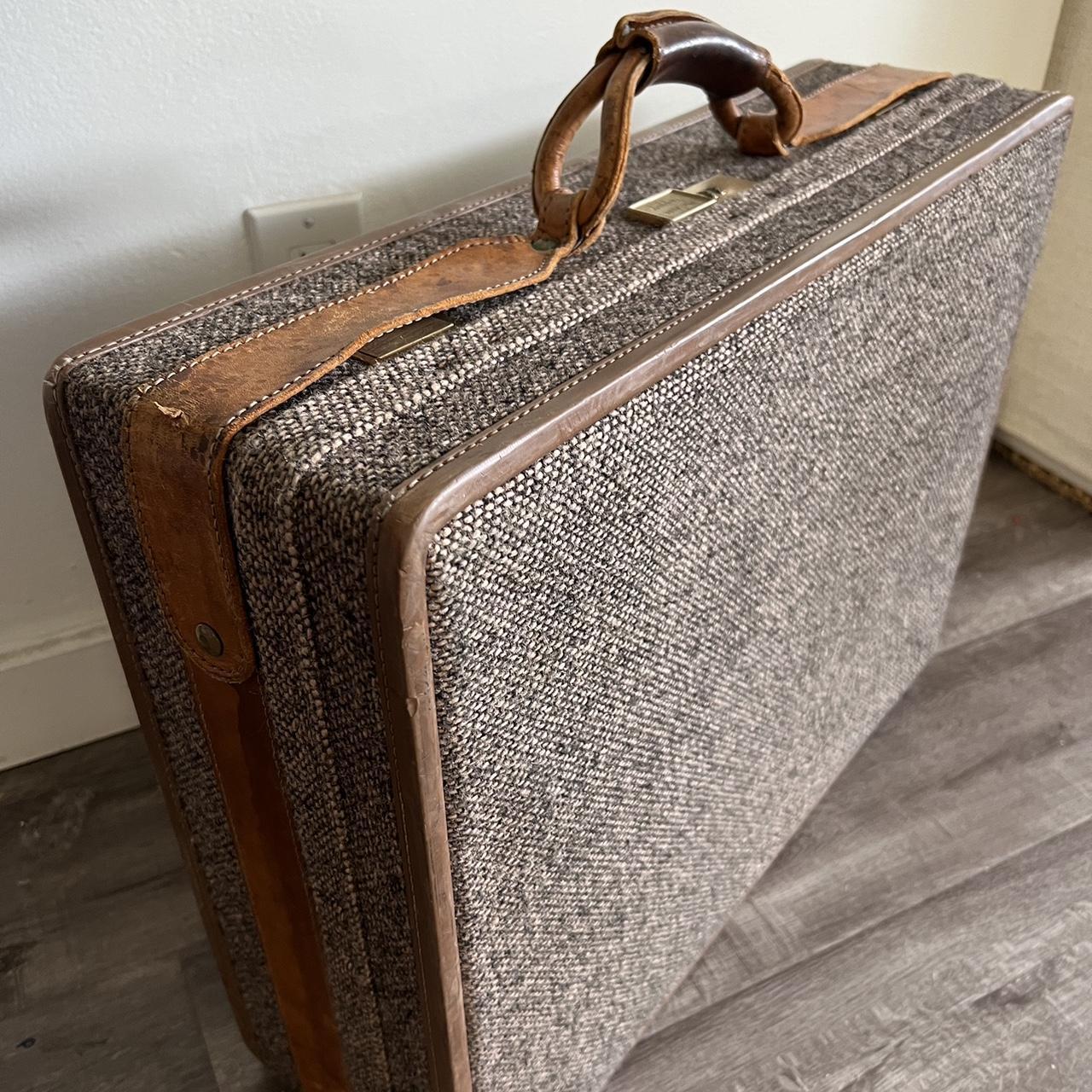 Vintage 1970's Hartmann Tweed Suitcase Luggage w/... - Depop