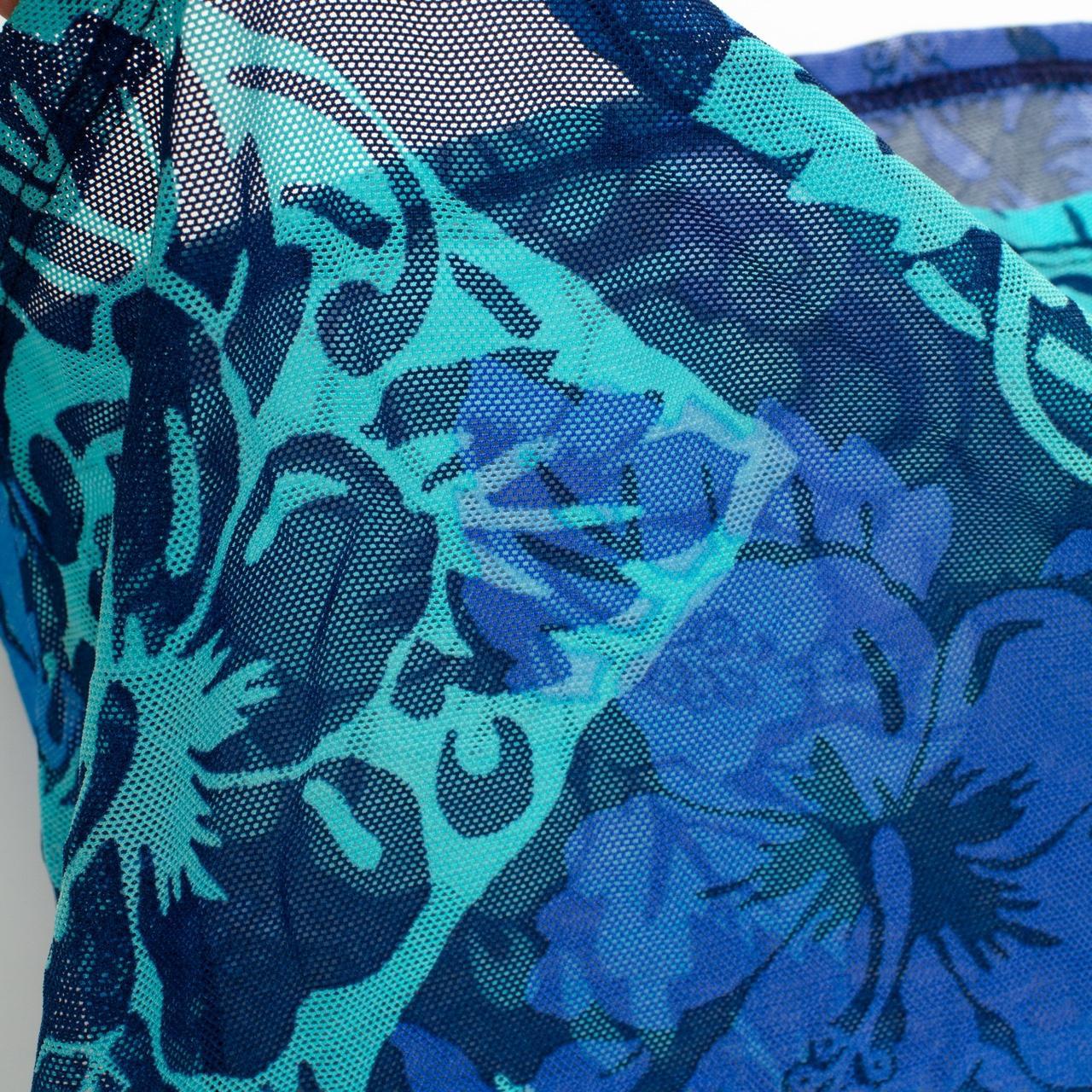 90s mesh top by Speedo. Light weight mesh fabric,... - Depop