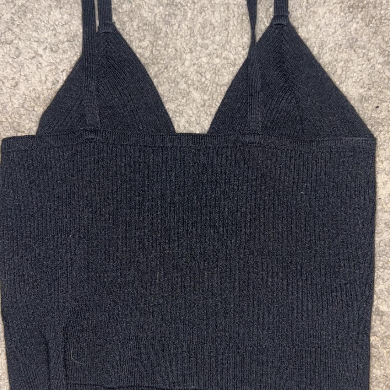 Forever 21 Women's Black Crop-top | Depop