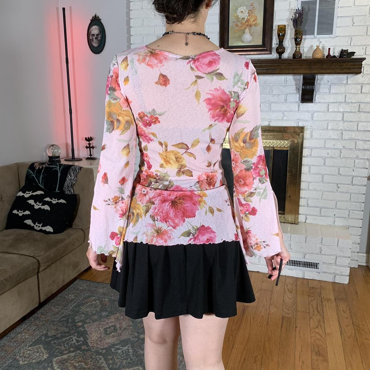 Y2K boho bell sleeve blouse •DETAILS: pink & floral... - Depop