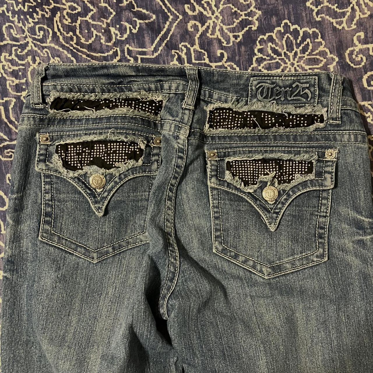 super cute bedazzled bootcut jeans • thrifted... - Depop
