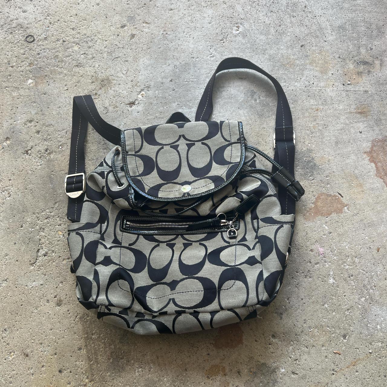 coach purse/ backpack - Depop