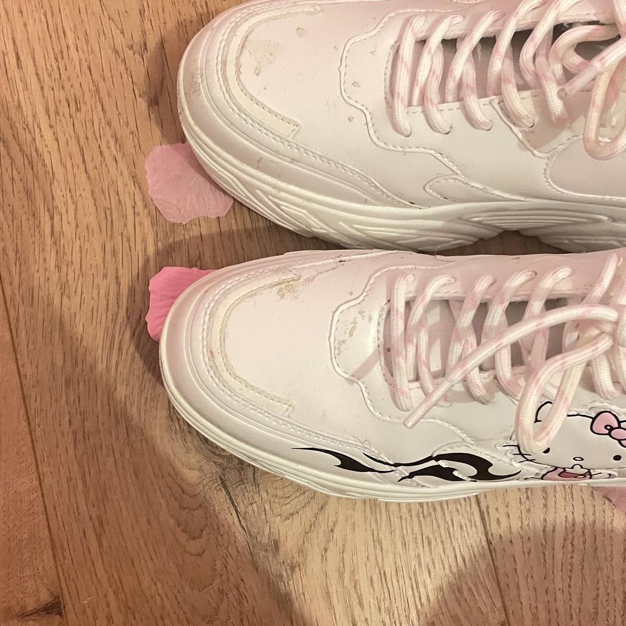 🎀super cute hello kitty platform trainers from... - Depop
