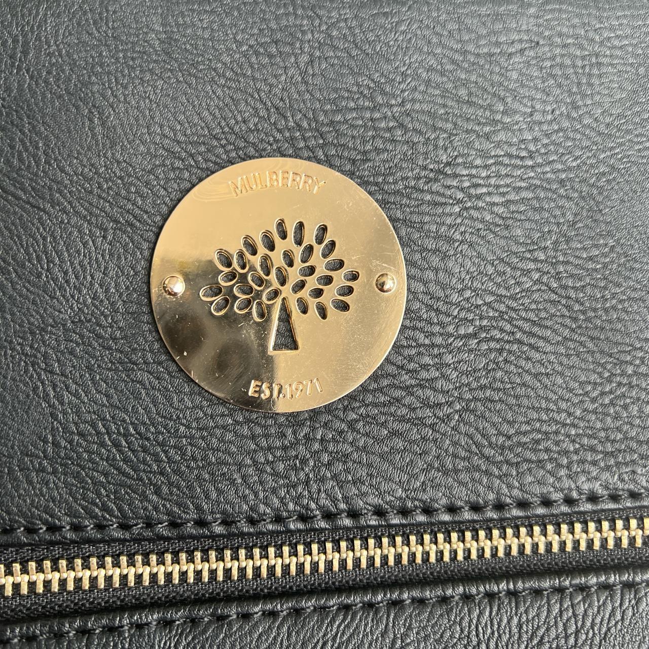 Cute black crossbody bag Used a few times still in... - Depop