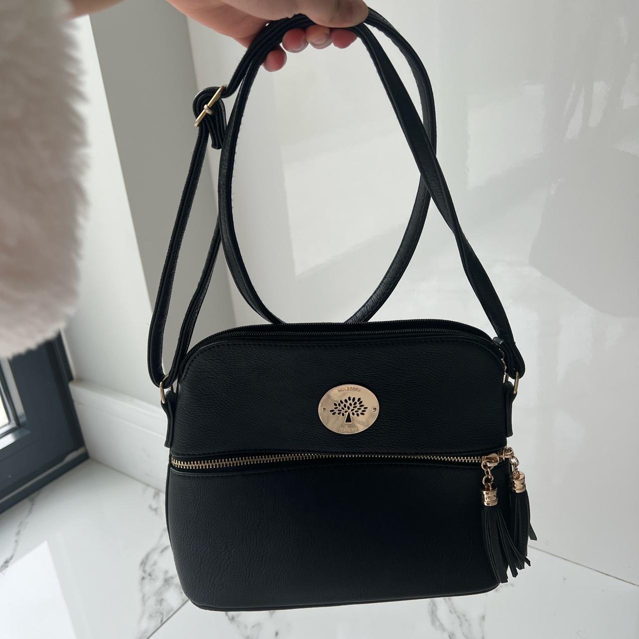 Cute black crossbody bag Used a few times still in... - Depop