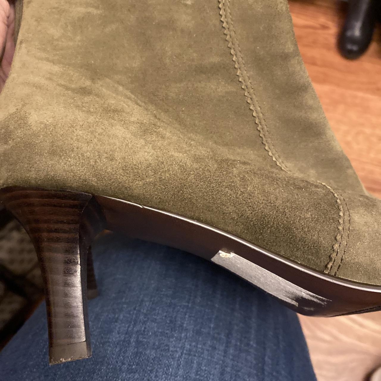 Casual Corner Vintage Pointed Toe Kitten Heel Suede... - Depop