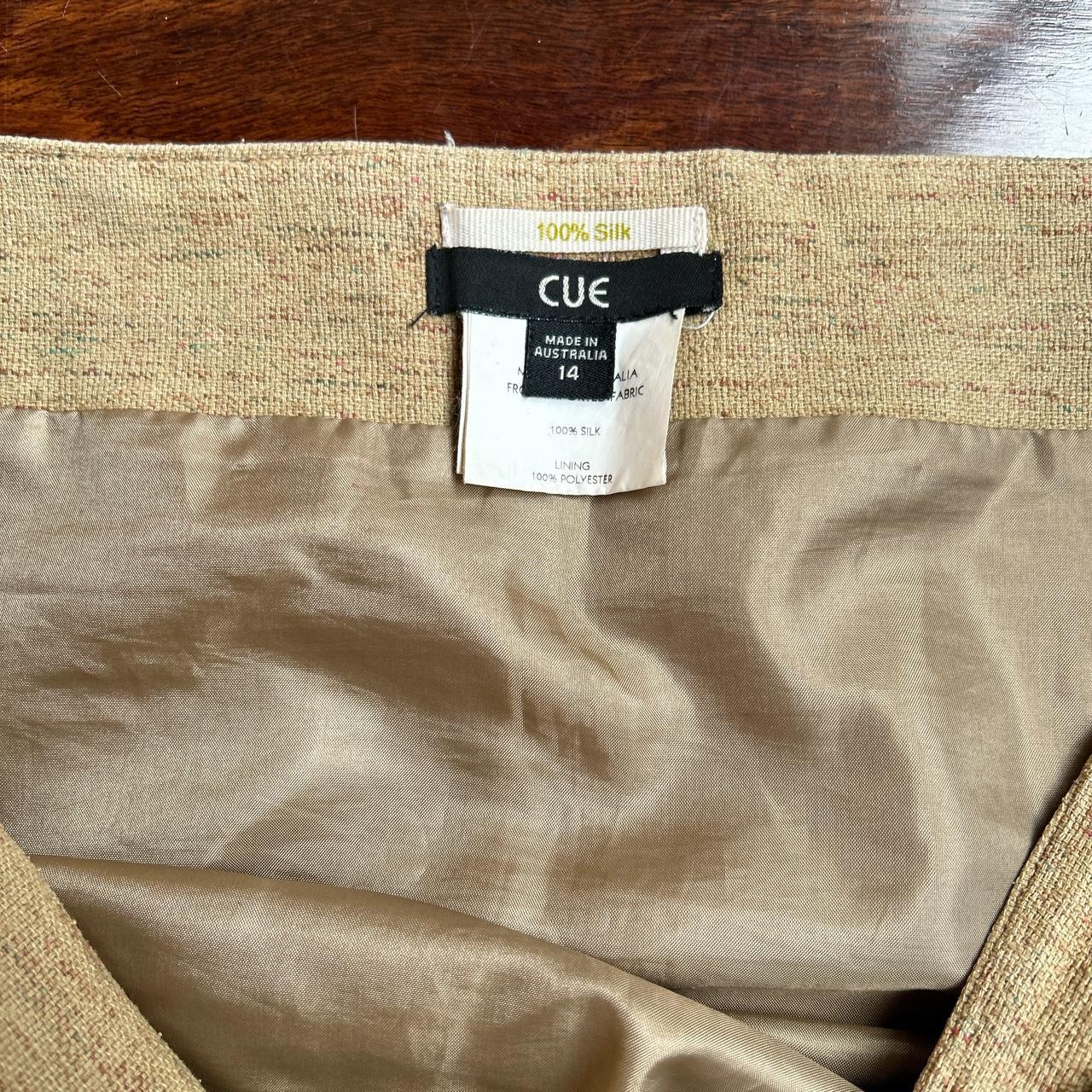 Old ‘Cue’ (Australian designer) 100% silk green and... - Depop