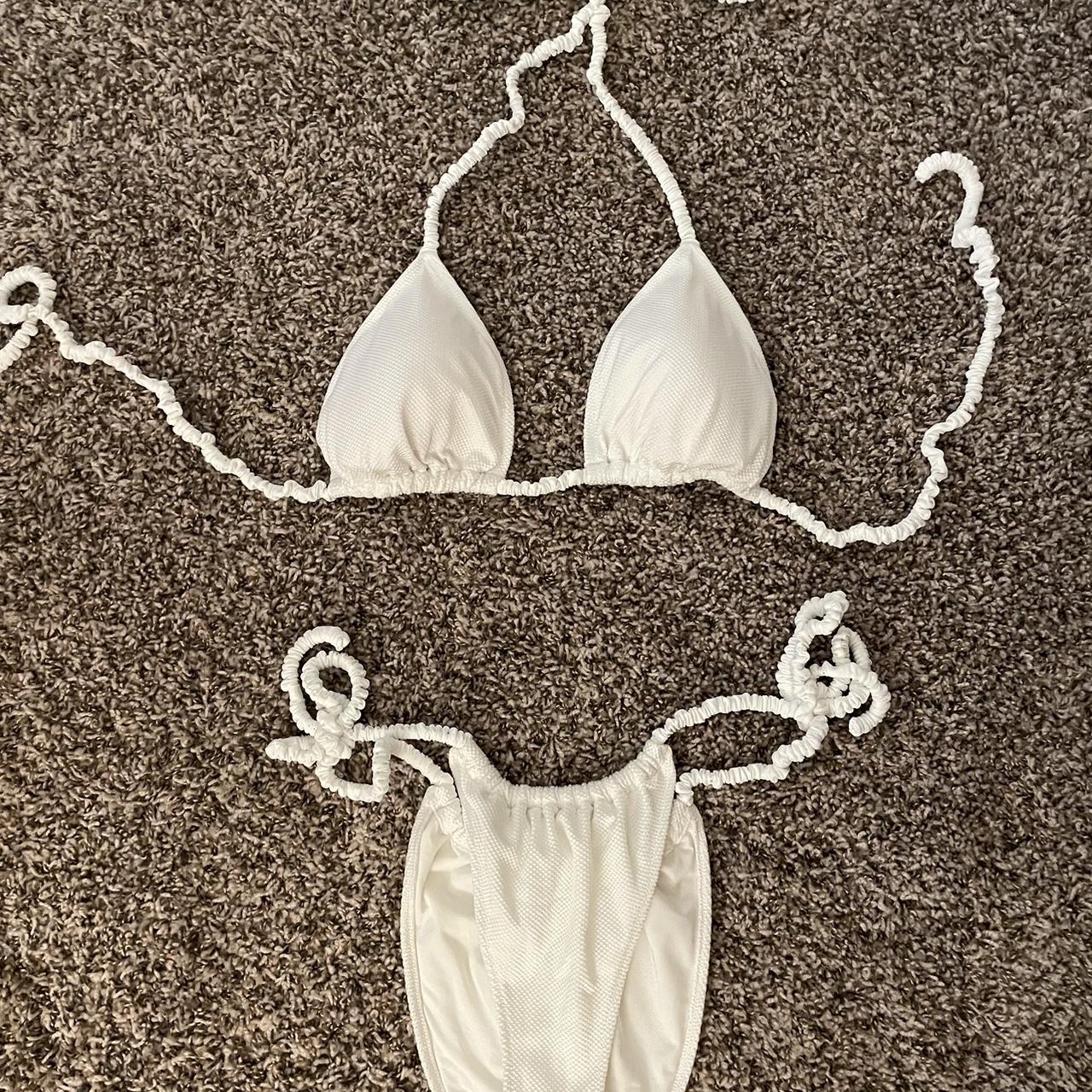 White triangle bathing suit. Aerie. Top and bottom... - Depop