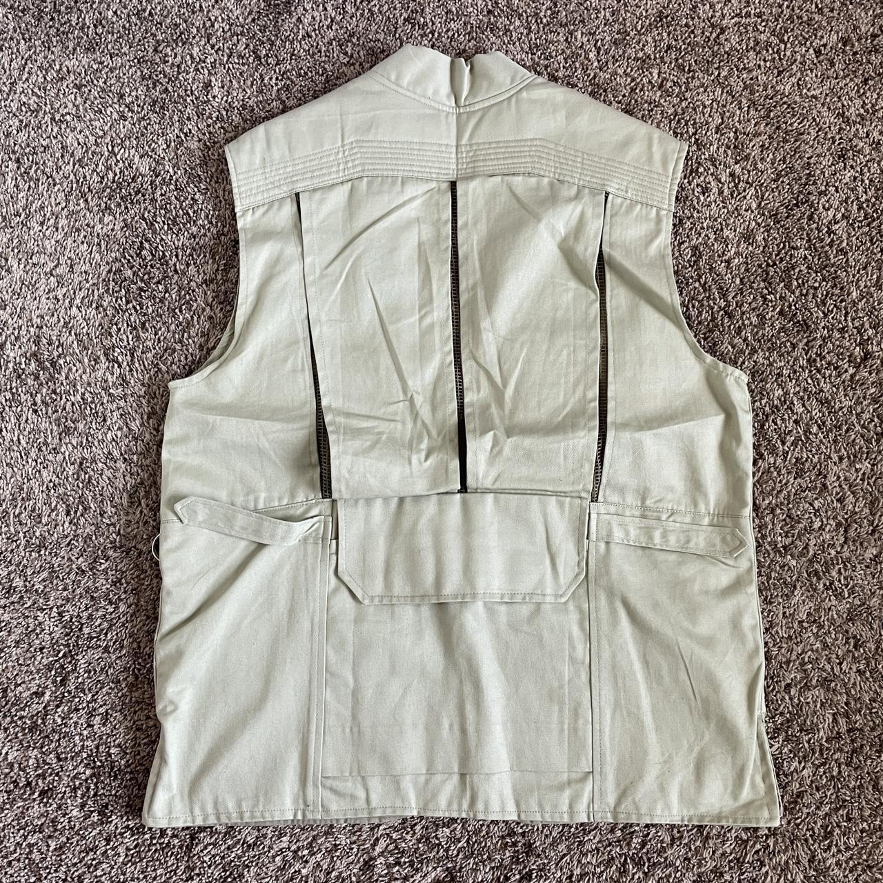 🤍 Safari Ranger Utility Vest Official Safari ranger... - Depop