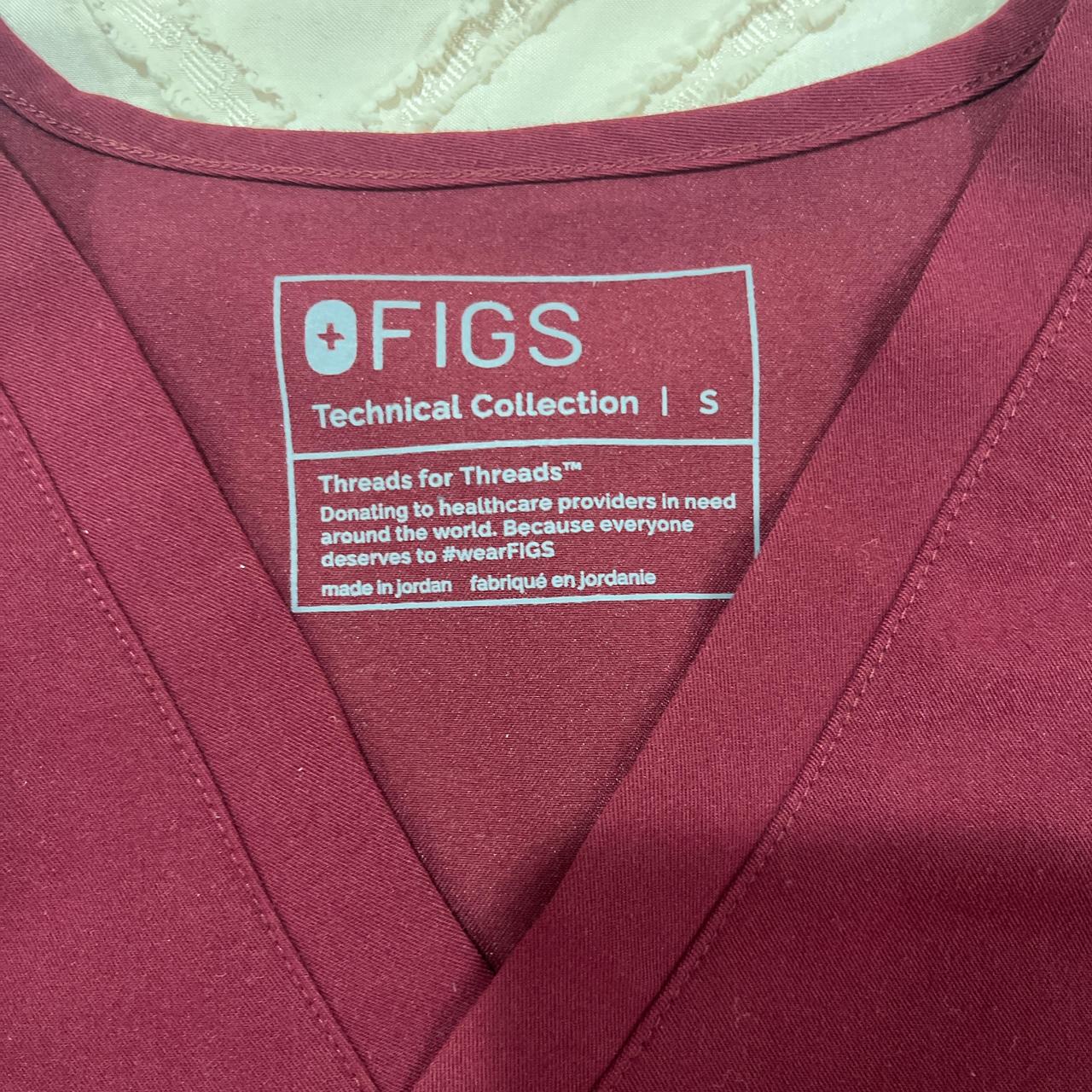 FIGS MAROON SCRUB TOP SIZE SMALL Excellent... | Depop