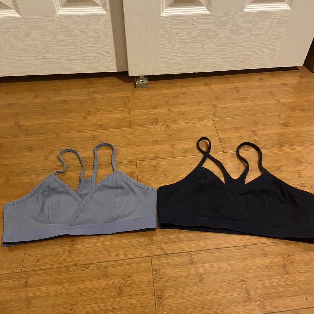 Fabletics Criss Cross Bralettes / Size L but fits... - Depop