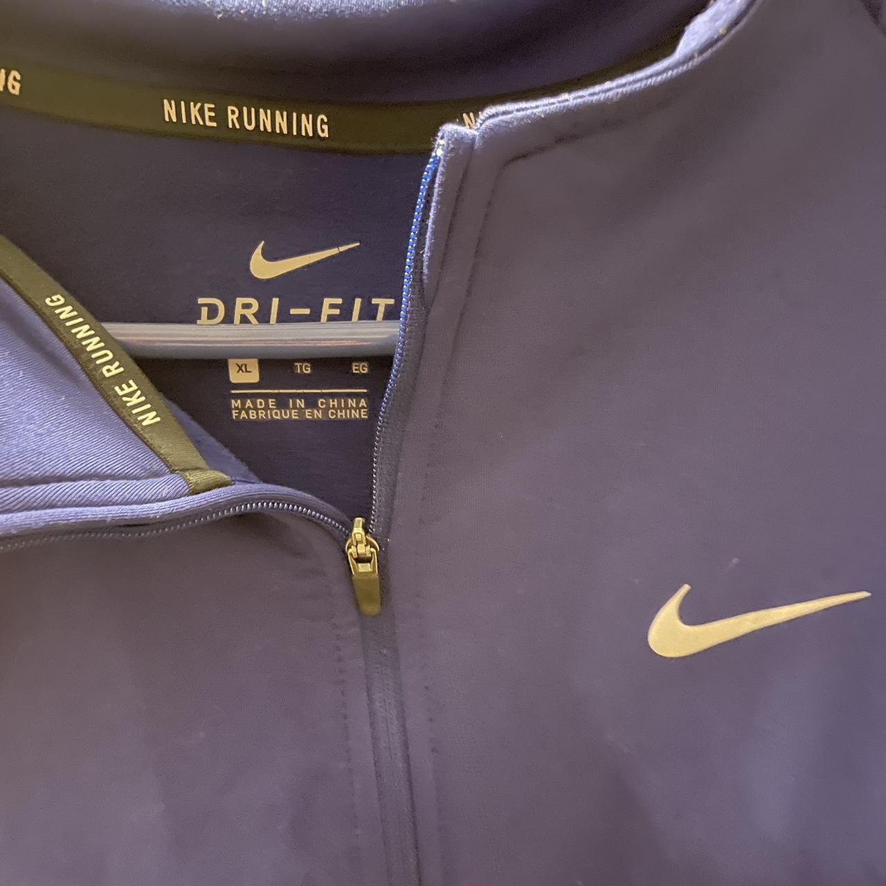 Men’s Nike Running Zip Up Size XL - Depop