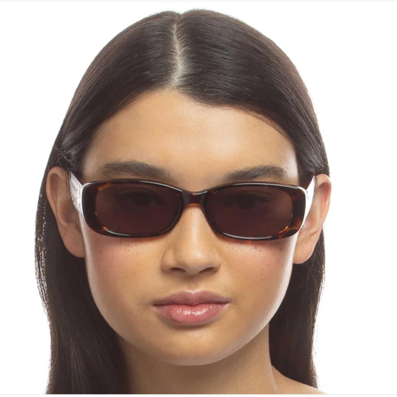 Le Specs Rectangle Sunglasses Really cute... - Depop