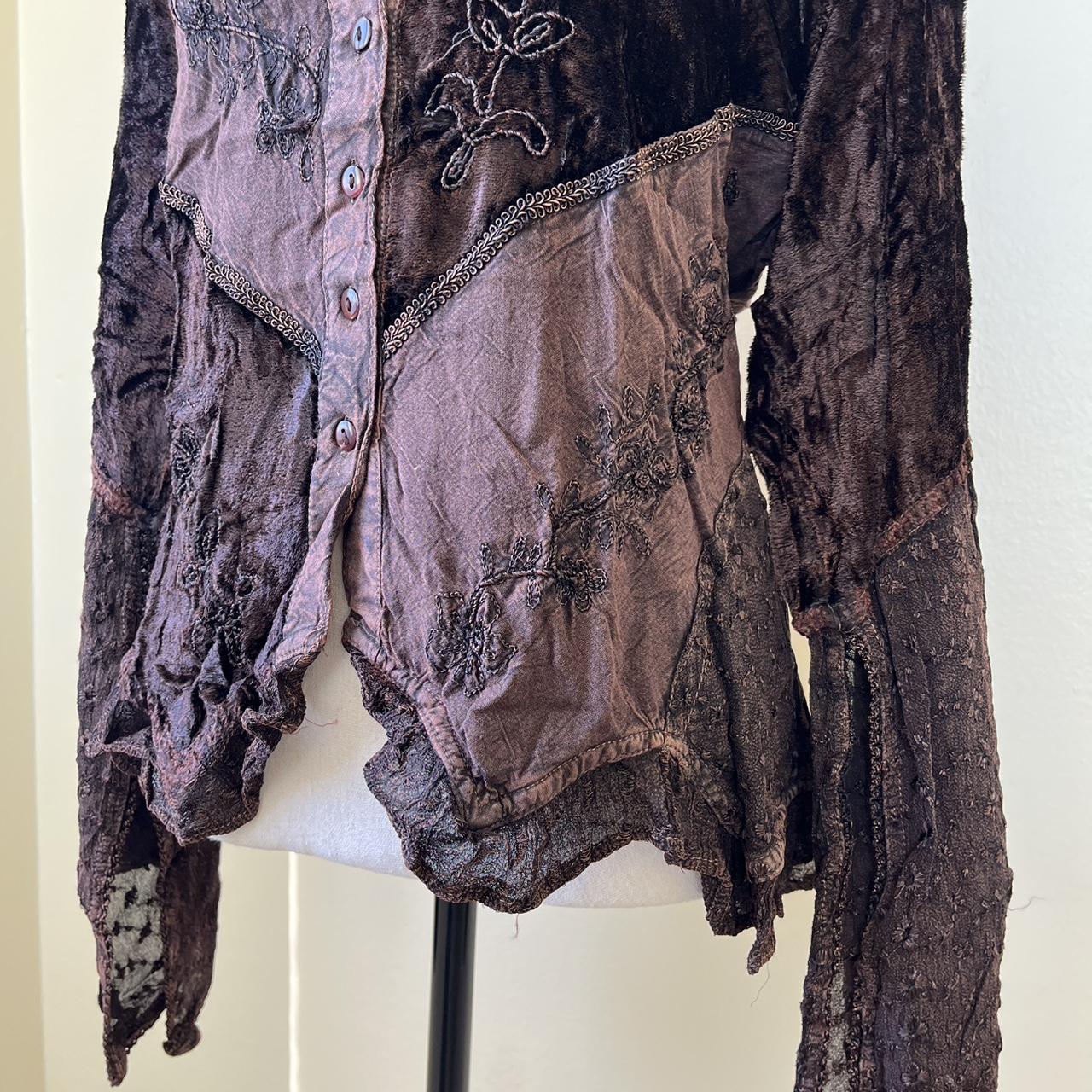 90s whimsigoth velvet top! details: super pretty... | Depop