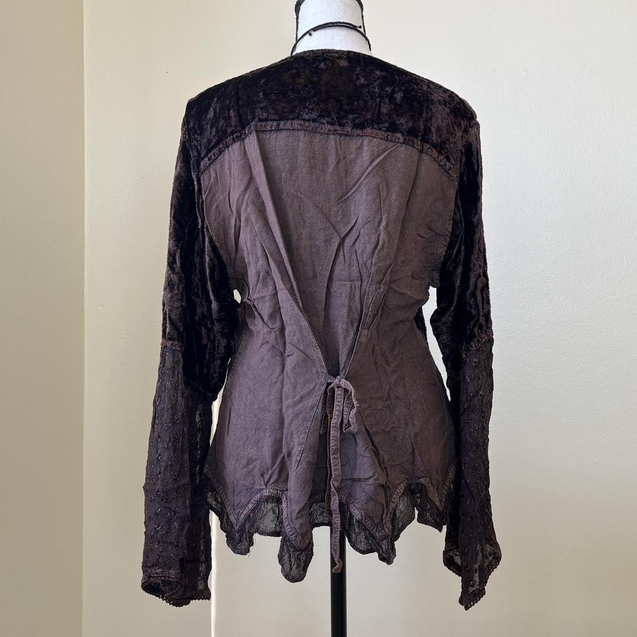 90s whimsigoth velvet top! details: super pretty... | Depop